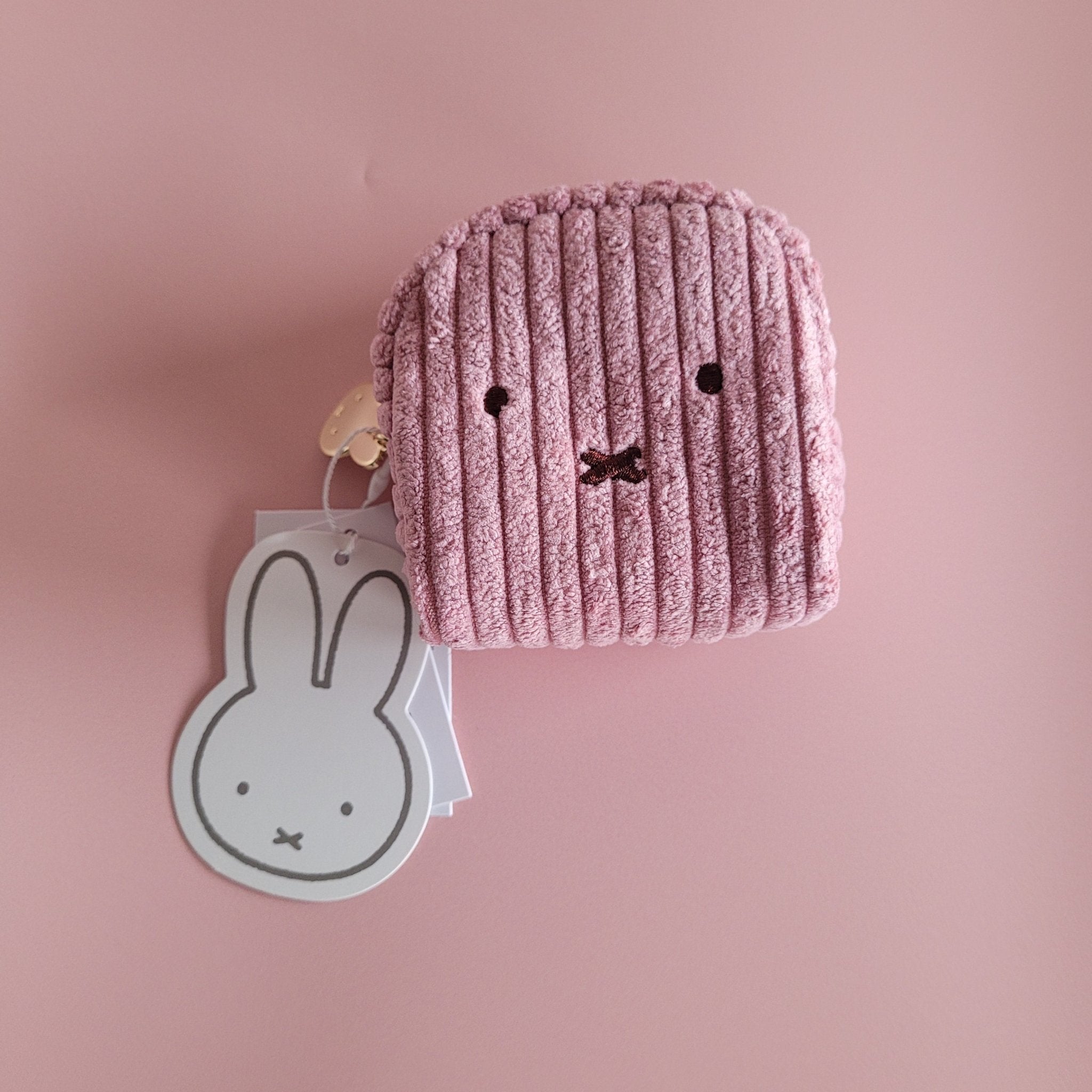 KPop Idol - UK KPOP Shop I Worldwide Shipping Available